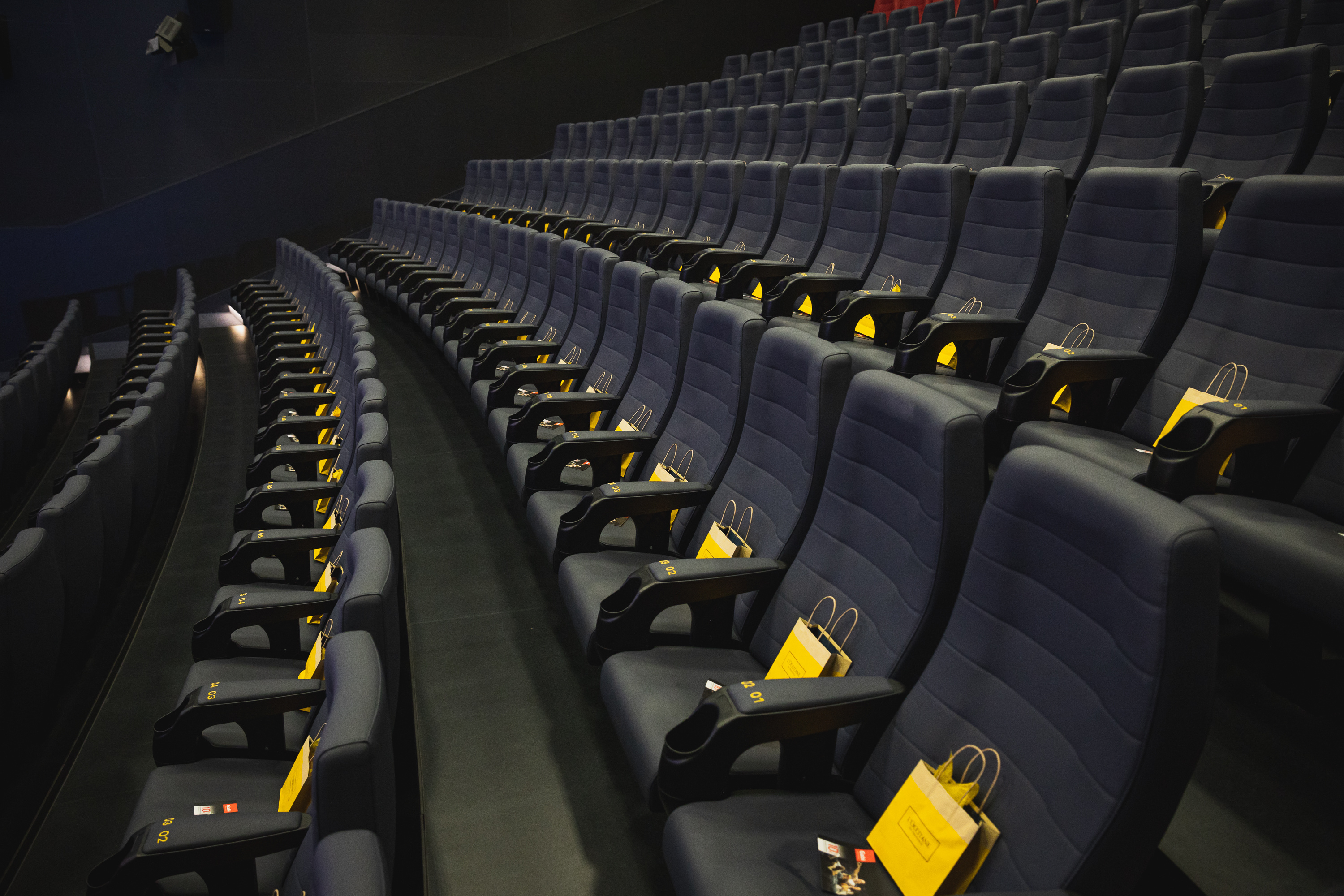 Kinoteātris CINAMON AKROPOLE ALFA | Pasākumu vietas ...